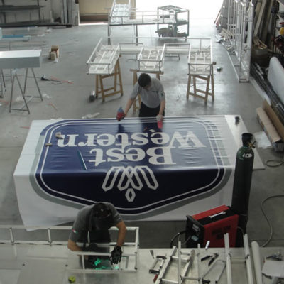 Striscioni pubblicitari economici – DIELLEBUILDING